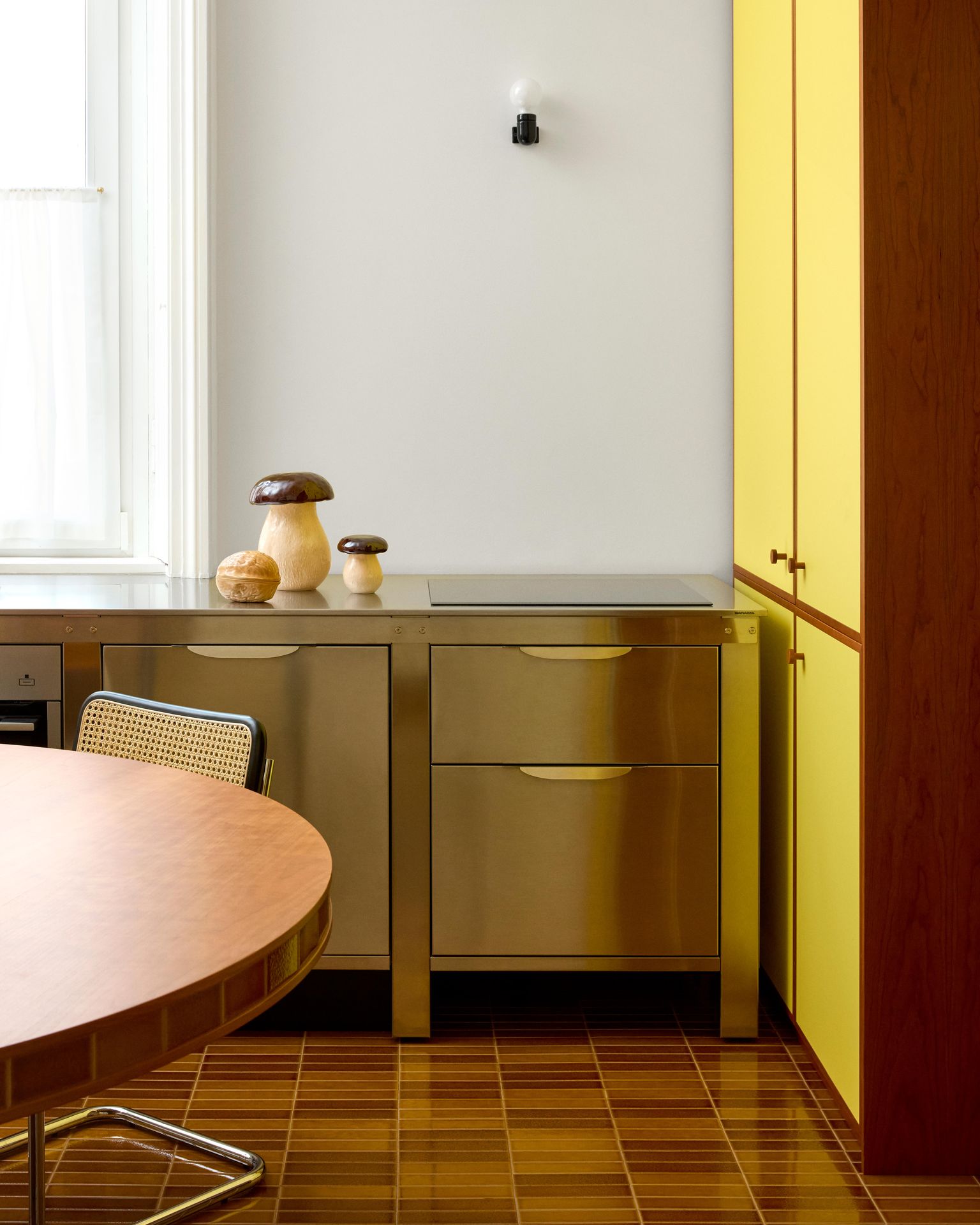 stainless steel_structure | Very Simple Kitchen